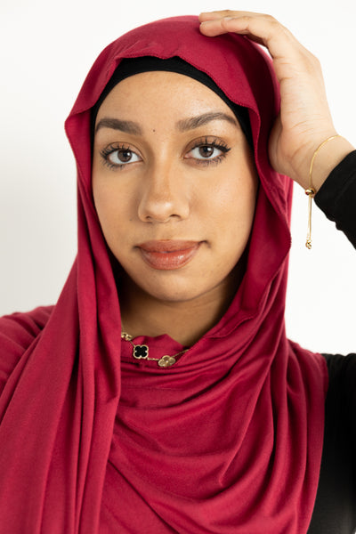 Jersey Hijab - Dark Red – Bella Hijabs